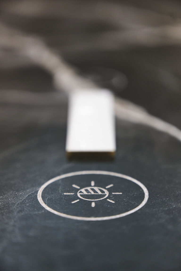 Hypertouch®: ceramic capacitive surface | Fiandre